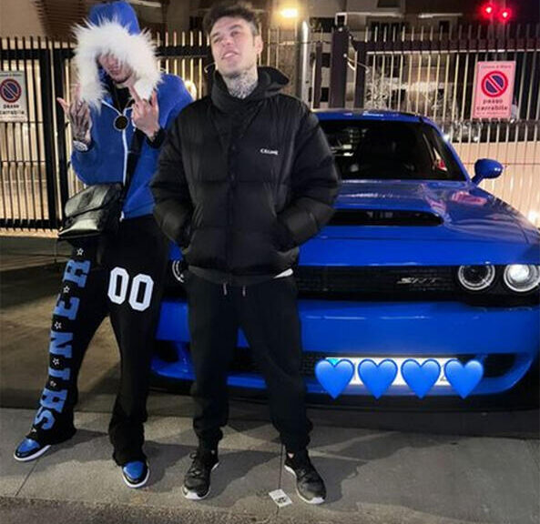 Fedez ricompare sui social con il rapper Rondo da Sosa - Globo Diroma